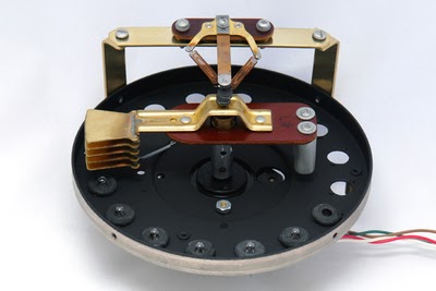 Working model of Raymond Scott’s circle machine : Steelberry Clones